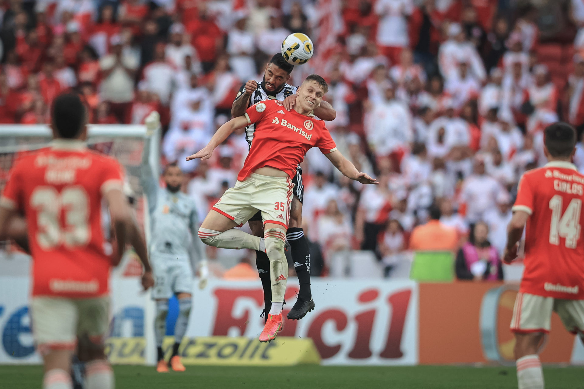 Galo joga mal e sofre goleada no Beira Rio pelo Brasileirão. Confira os ...